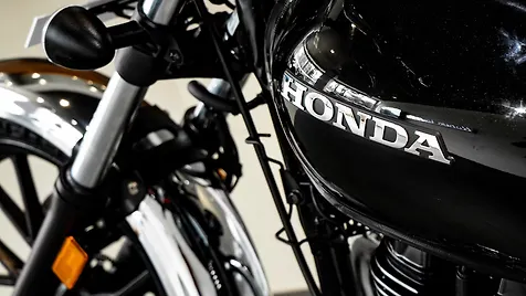 Honda Hness CB350 Branding/Fuel Tank Decal Image - BikeWale