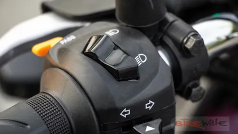 TVS Radeon Keyless Ignition Switch Image - BikeWale