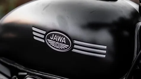 Jawa 42 Branding/Fuel Tank Decal Image - BikeWale