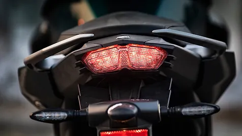 Yamaha FZ25 Tail Light Image - BikeWale