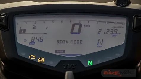 TVS Apache RTR 200 4V TFT / Instrument Cluster Image - BikeWale