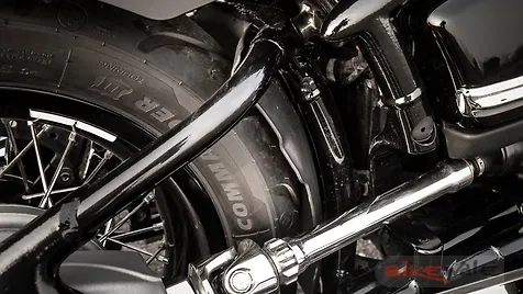 BMW R18 Rear Swing Arm Image - BikeWale