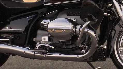 BMW R18 Engine From Right Image - BikeWale
