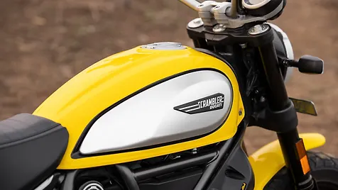 Ducati Scrambler Icon Fuel Tank Image - BikeWale