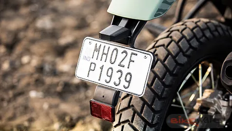 Royal Enfield Himalayan Number Plate Lamp Image - BikeWale