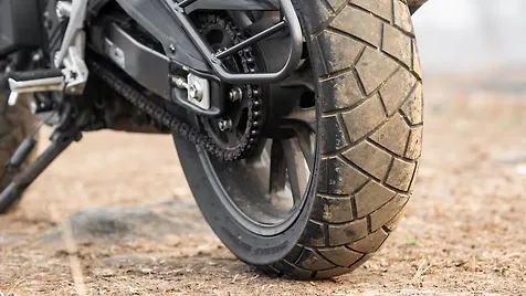 Honda CB500X Rear Tyre Image - BikeWale