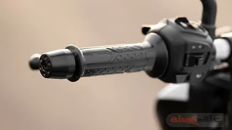 Bajaj Pulsar NS160 Handle Bar Image - BikeWale