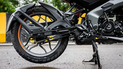 Bajaj Pulsar NS125 Rear Wheel Image - BikeWale