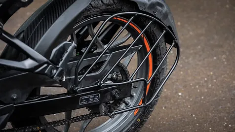 Bajaj Pulsar NS125 Saree Guard Image - BikeWale