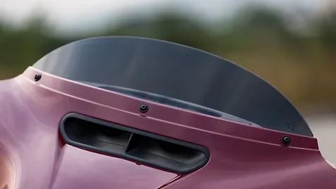 Harley-Davidson Street Glide Special [2022] windscreen Image - BikeWale