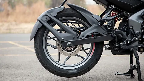 Bajaj Pulsar NS160 Rear Disc Brake Caliper Image - BikeWale