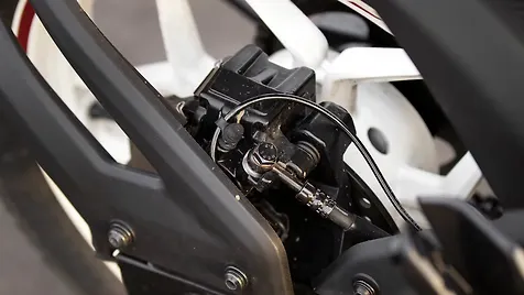 Bajaj Pulsar NS160 Rear Disc Brake Caliper Image - BikeWale