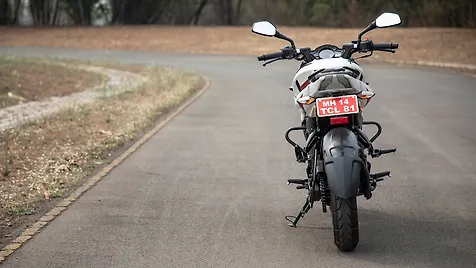 Bajaj Pulsar NS200 Rear View Image - BikeWale