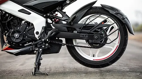 Bajaj Pulsar NS200 Rear Wheel Image - BikeWale