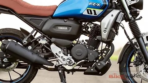 Yamaha FZ X Engine From Right Image - BikeWale