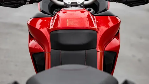 Ducati Multistrada 950 Tank/Ram Air Duct Image - BikeWale