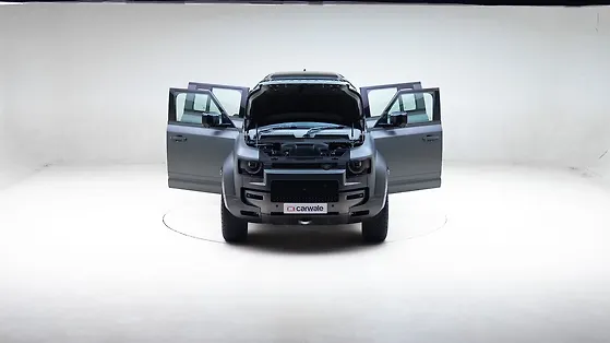 Land Rover Defender 360° View - CarWale