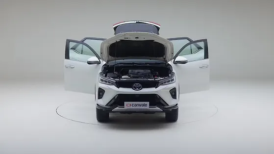 Toyota Fortuner Legender 360° View - CarWale