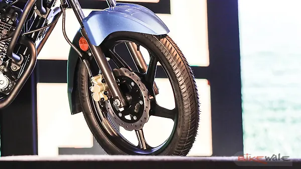 TVS Victor Photo Gallery - BikeWale