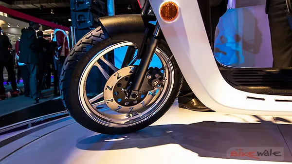 Mahindra GenZe Concept Photo Gallery - BikeWale
