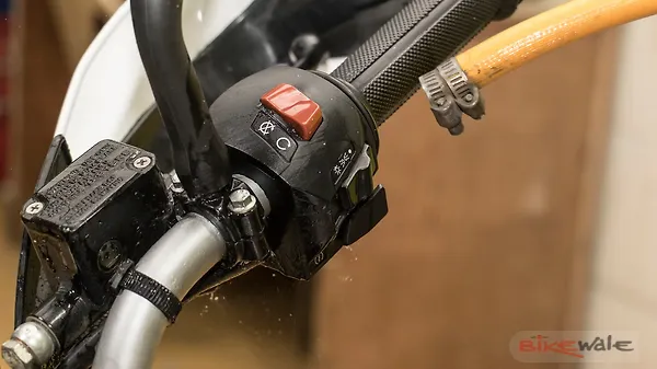 6 basic tips for cleaning your motorcycle - BikeWale