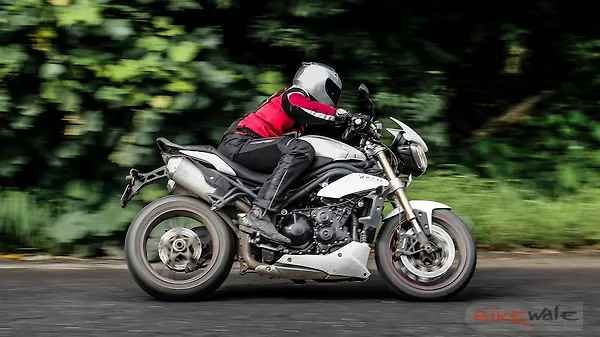 Triumph Speed Triple First Ride Review - BikeWale