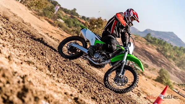 Kawasaki KX250F First Ride Review - BikeWale