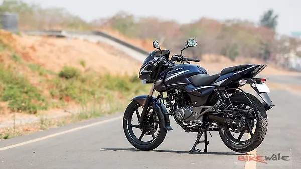 2017 Bajaj Pulsar 180 Launch Ride Review - BikeWale