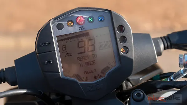 2017 KTM 250 Duke : Track Ride Review - BikeWale