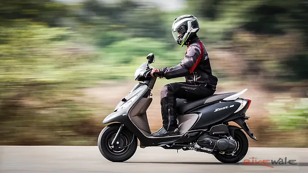 TVS Zest 110 Price - Mileage, Images, Colours | BikeWale