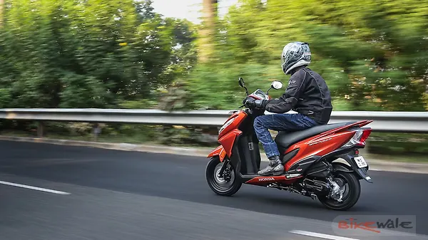 Honda Grazia Price, Images & Used Grazia Scooters - BikeWale