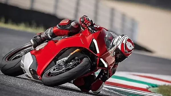 Top 9 India-bound big bikes for 2018 - Bikewale