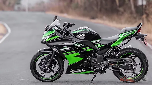 Kawasaki Ninja 300 First Ride Review - BikeWale
