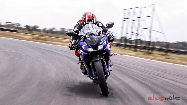 2018 Yamaha YZF R15 Version 3.0 Track Ride Review - BikeWale