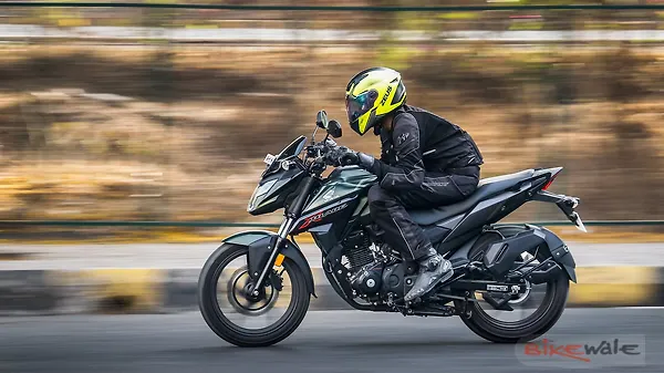 Honda X-Blade Price, Images & Used X-Blade Bikes - BikeWale