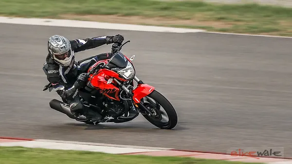 Hero Xtreme 200R Track Ride Review - BikeWale