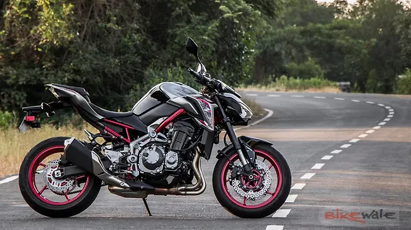 2019 Kawasaki Z900 First Ride Review - BikeWale
