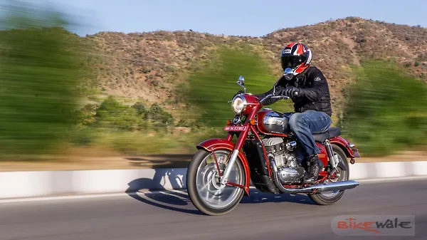 2019 Jawa Standard First Ride Review - BikeWale