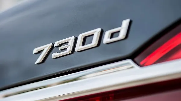 Next Generation BMW 7 Series photo gallery - CarWale