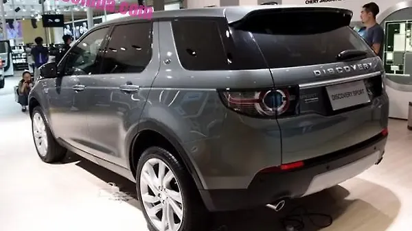 Land Rover Discovery Sport debuts at 2015 Chengdu Auto Show - CarWale