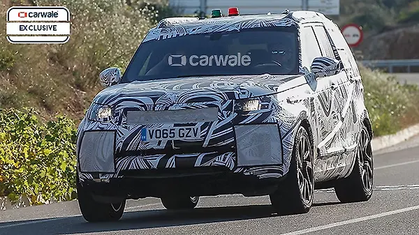 Next-gen Land Rover Discovery spotted on test - CarWale
