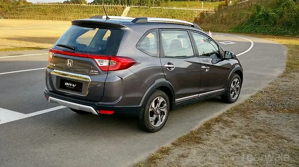 2016 Honda BR-V Photo Gallery - CarWale