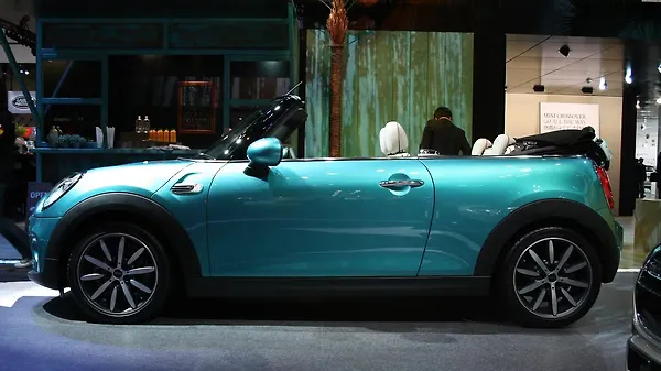 Mini reveals new Convertible at 2015 Tokyo Motor Show - CarWale