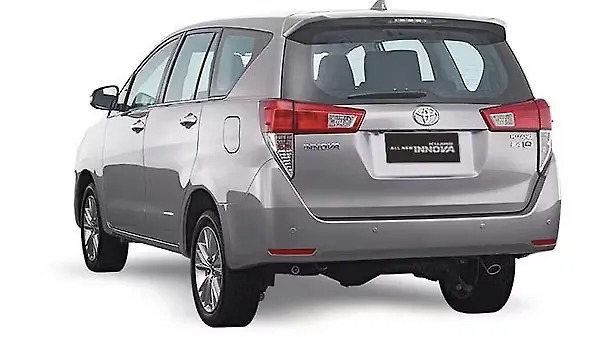 First Look: 2016 Toyota Innova - CarWale