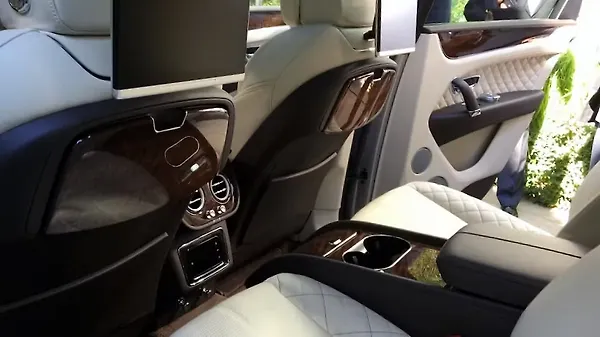 Bentley Bentayga First Edition Picture gallery - CarWale