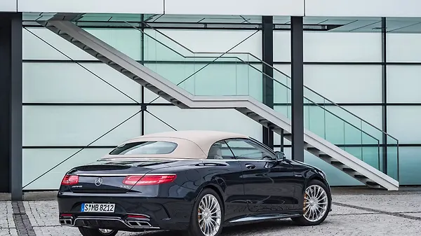 Mercedes-Benz reveals the S65 AMG convertible - CarWale