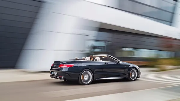 Mercedes-Benz reveals the S65 AMG convertible - CarWale