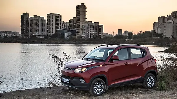 Mahindra KUV100 [2016-2017] Price, Images, Colors & Reviews - CarWale