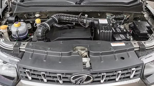 Mahindra KUV100 Road Test - CarWale