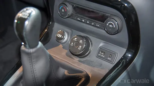 Tata Hexa First Look Review - CarWale